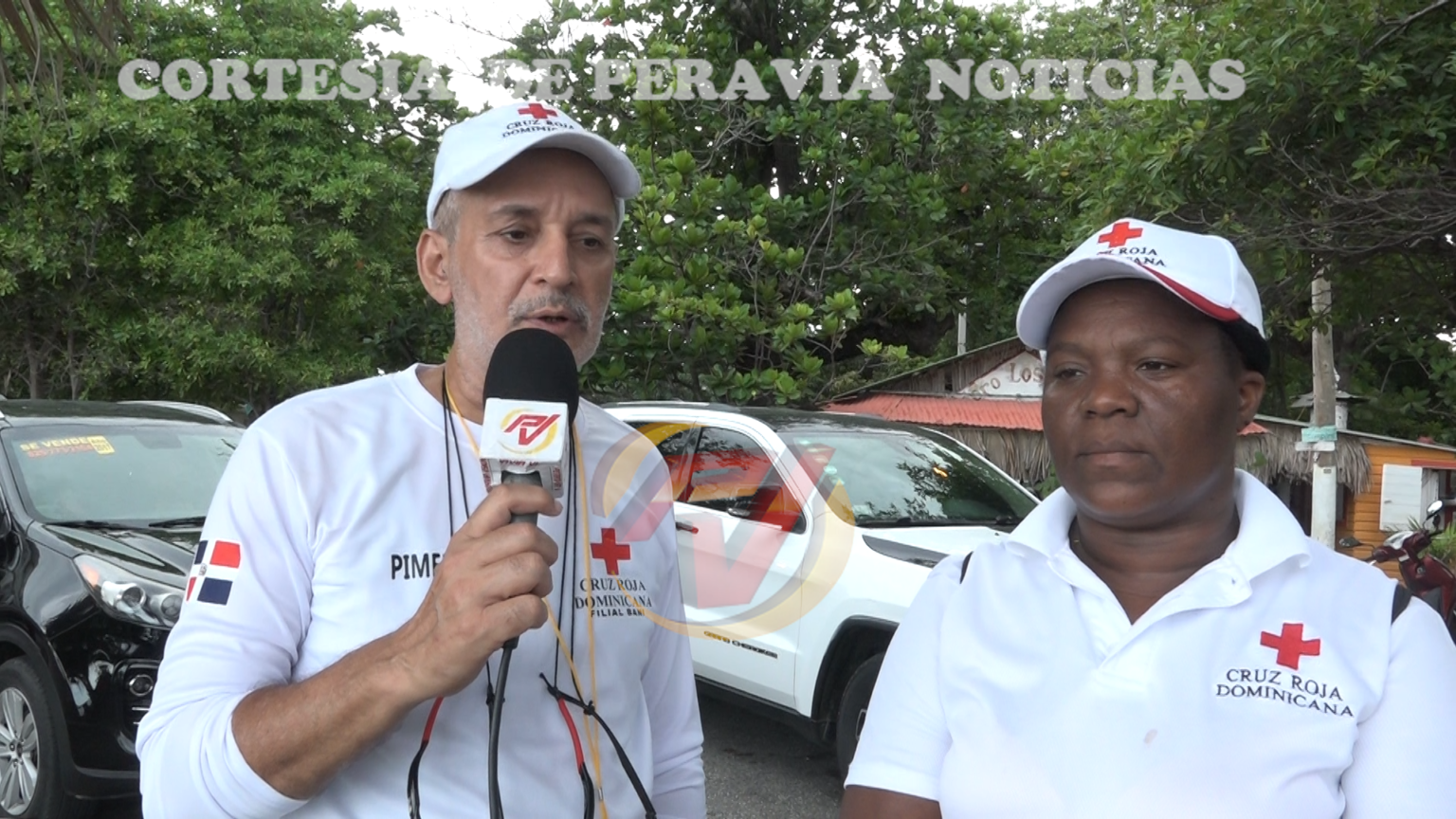 Cruz Roja en Baní realiza operativo de limpieza en playa Los Almendros ...